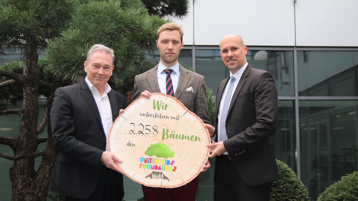 2.258 Bäume für den United Kids Foundations Wald - United Kids Foundations